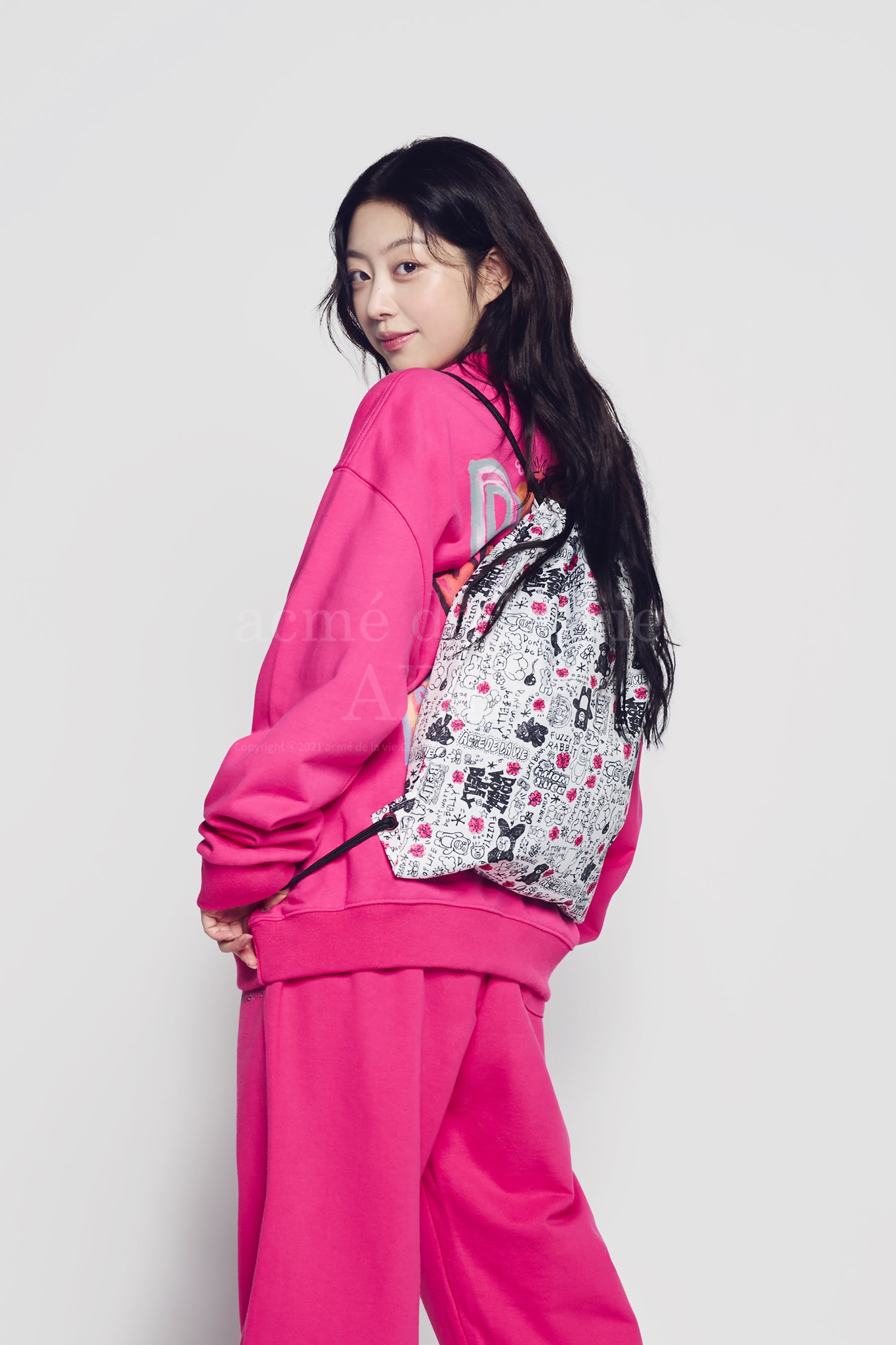 acmé de la vie BELLY GOM X ADLV RABBIT BELLY ALLOVER GYM SACK – SeoulSeoul