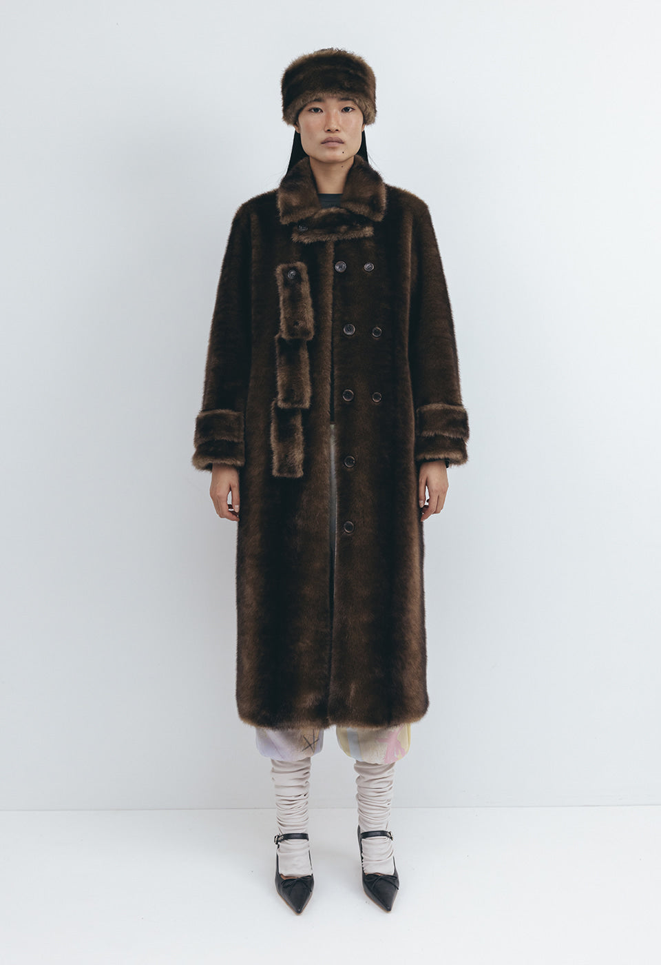 OPEN YY FAUX FUR TAB TOGGLE COAT, BROWN – SeoulSeoul
