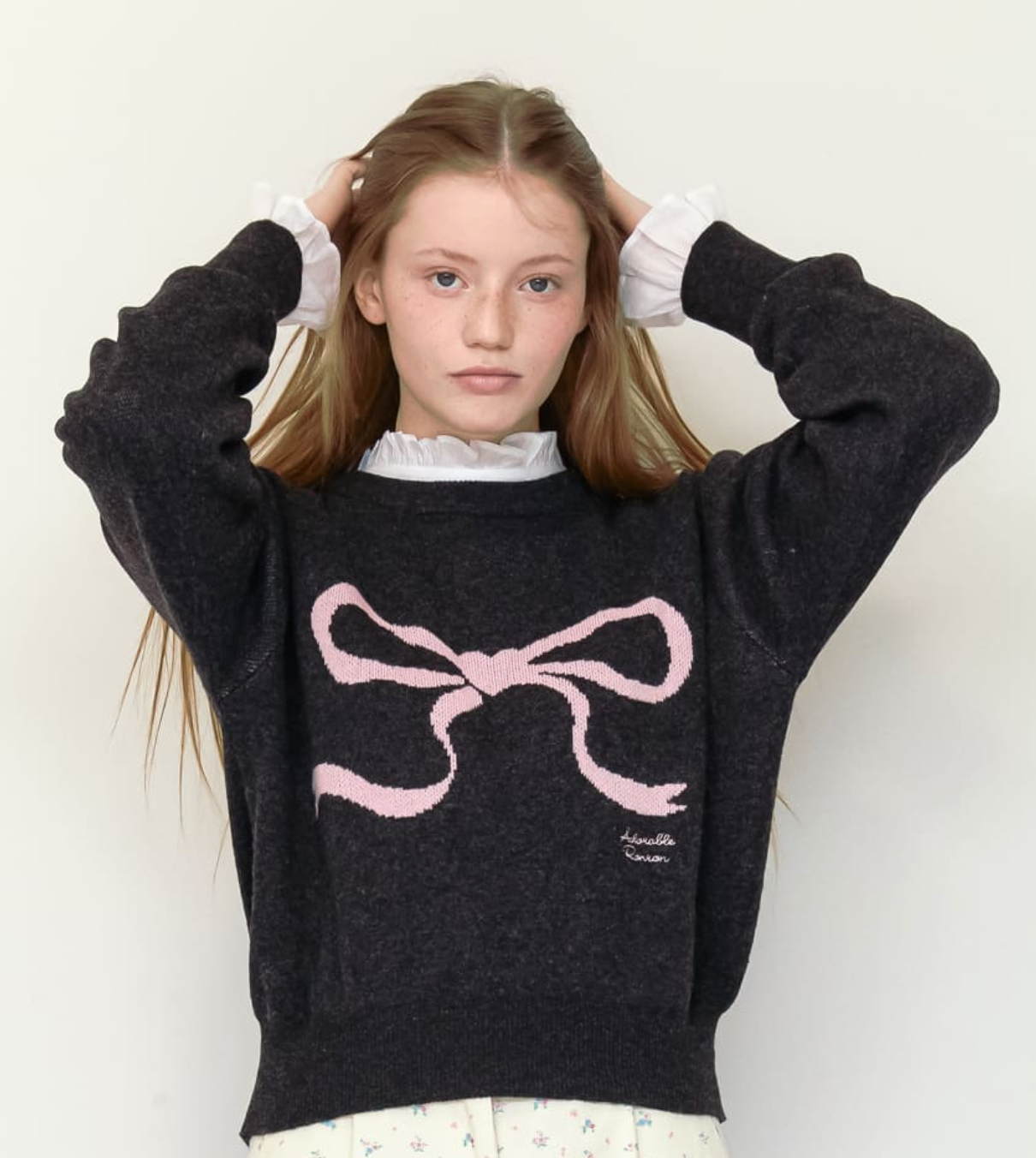 RONRON HEART RIBBON JACQUARD KNIT CHARCOAL – SeoulSeoul