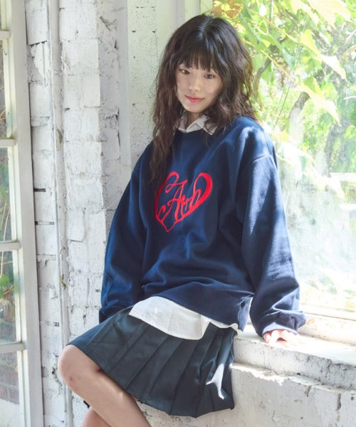 AMBLER LOVE, LOVE AMB Embroidery Overfit Sweatshirt – SeoulSeoul
